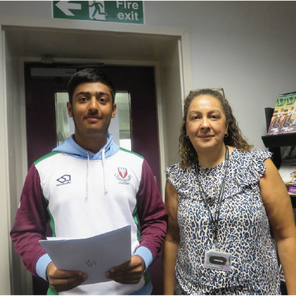 Parkside Studio College - Results Day at Parkside!